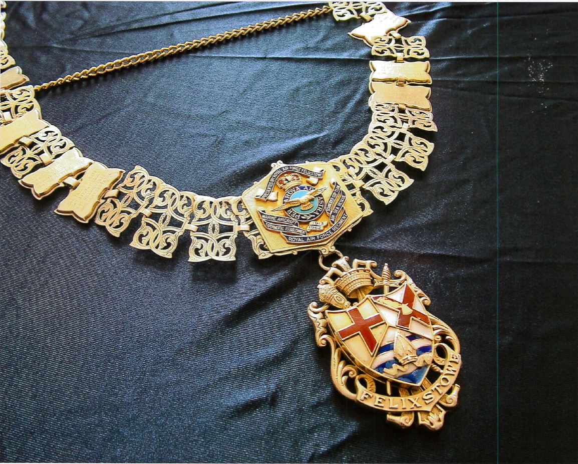 Civic Regalia - Felixstowe Town Council
